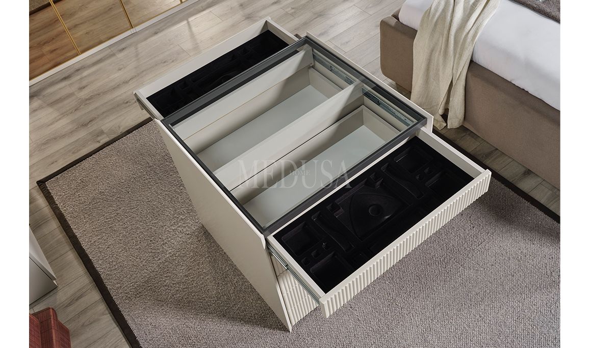 Beth Gold Ada Şifonyer | Medusa Home