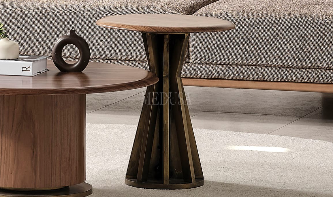 Paul Yan Sehpa | Medusa Home