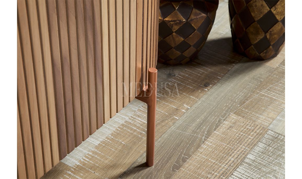 Tesla Konsol | Medusa Home